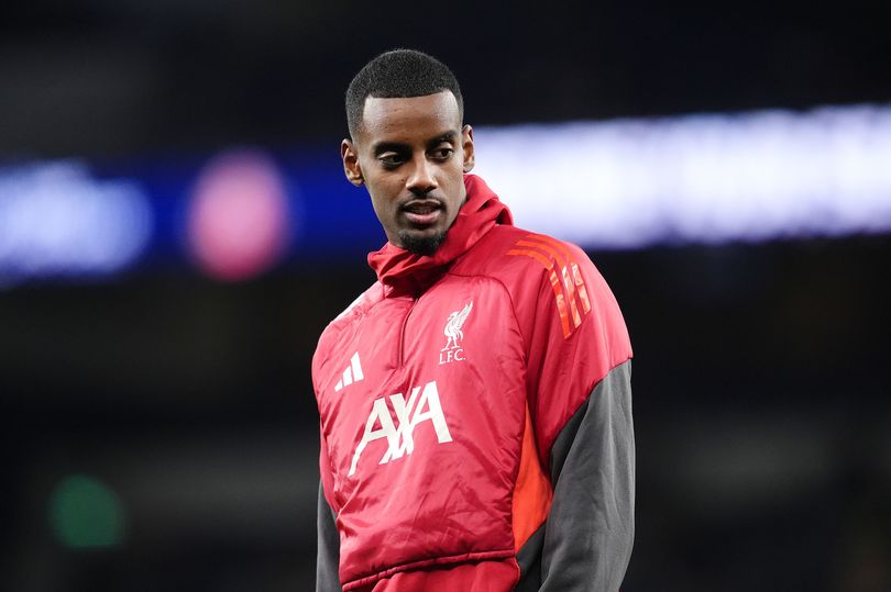 Liverpool star Alexander Isak shows true colours as Tottenham player ...