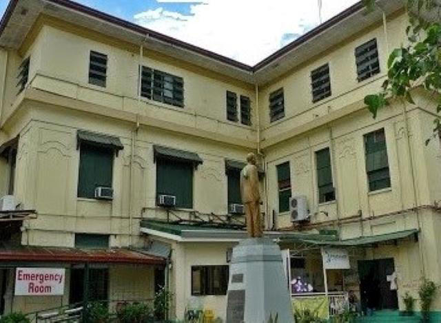 Two 'New Year babies' born in Manila