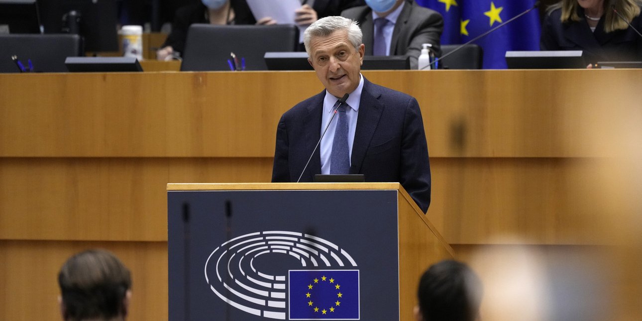 Ο απερχόμενος Ύπατος Αρμοστής του ΟΗΕ ανησυχεί για την αυξανόμενη ...