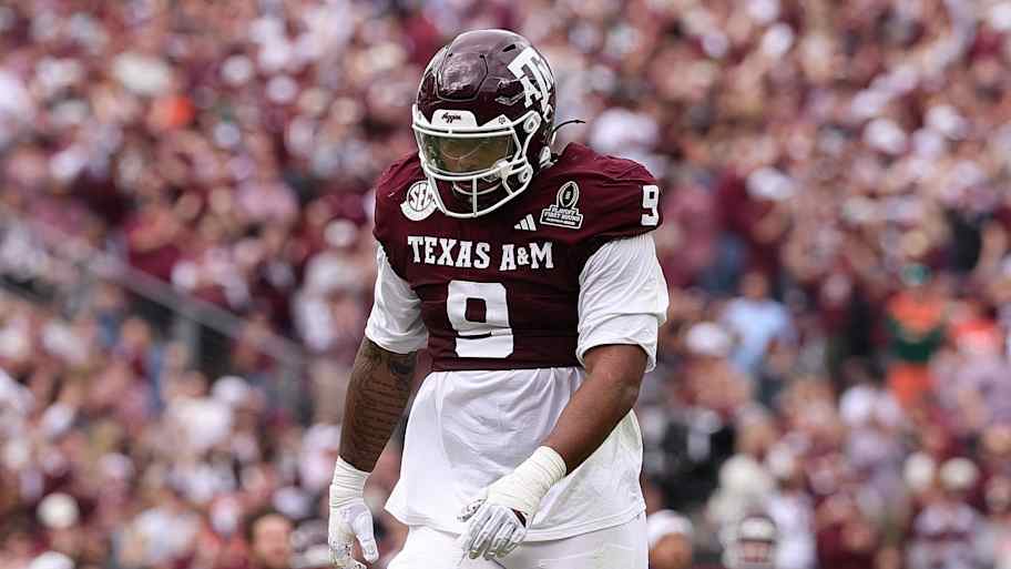Texas A&M star EDGE Cashius Howell declares for 2026 NFL draft after ...
