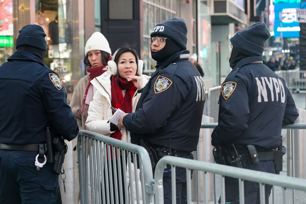 Two reasons why you should avoid Times Square’s insanely crowded ...