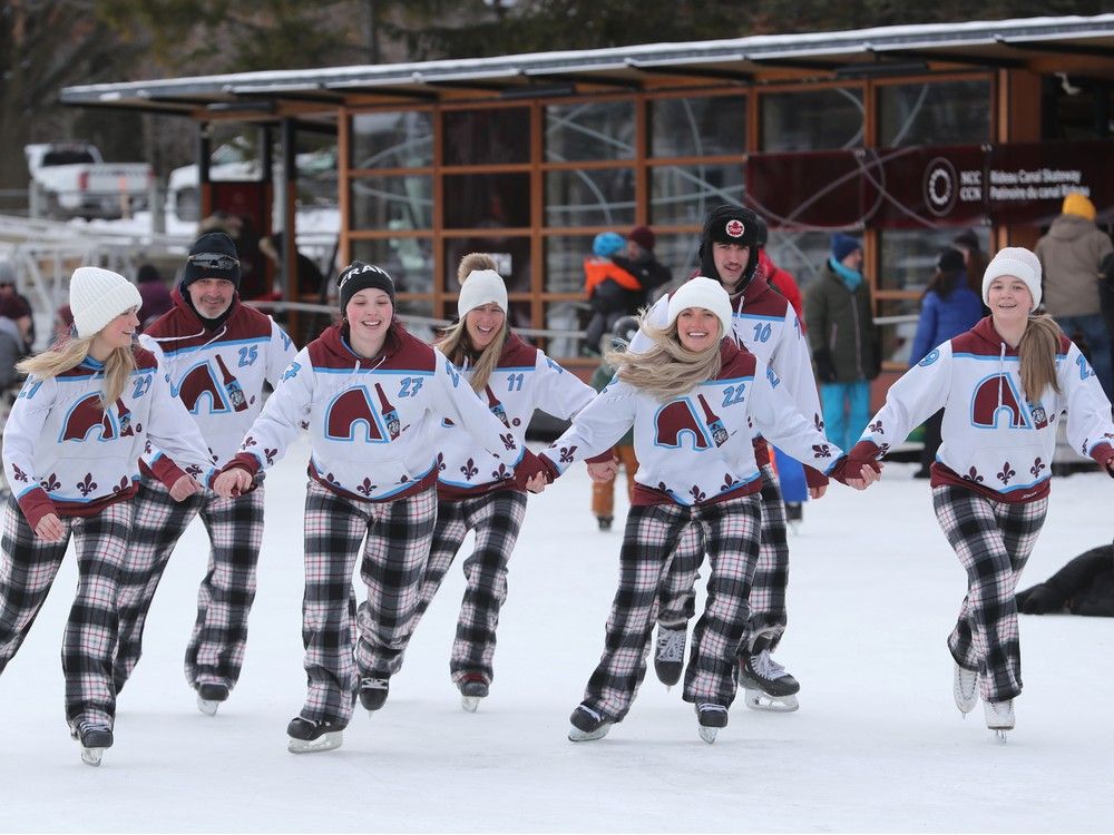 How skating on the Rideau Canal makes Ottawa winters bearable