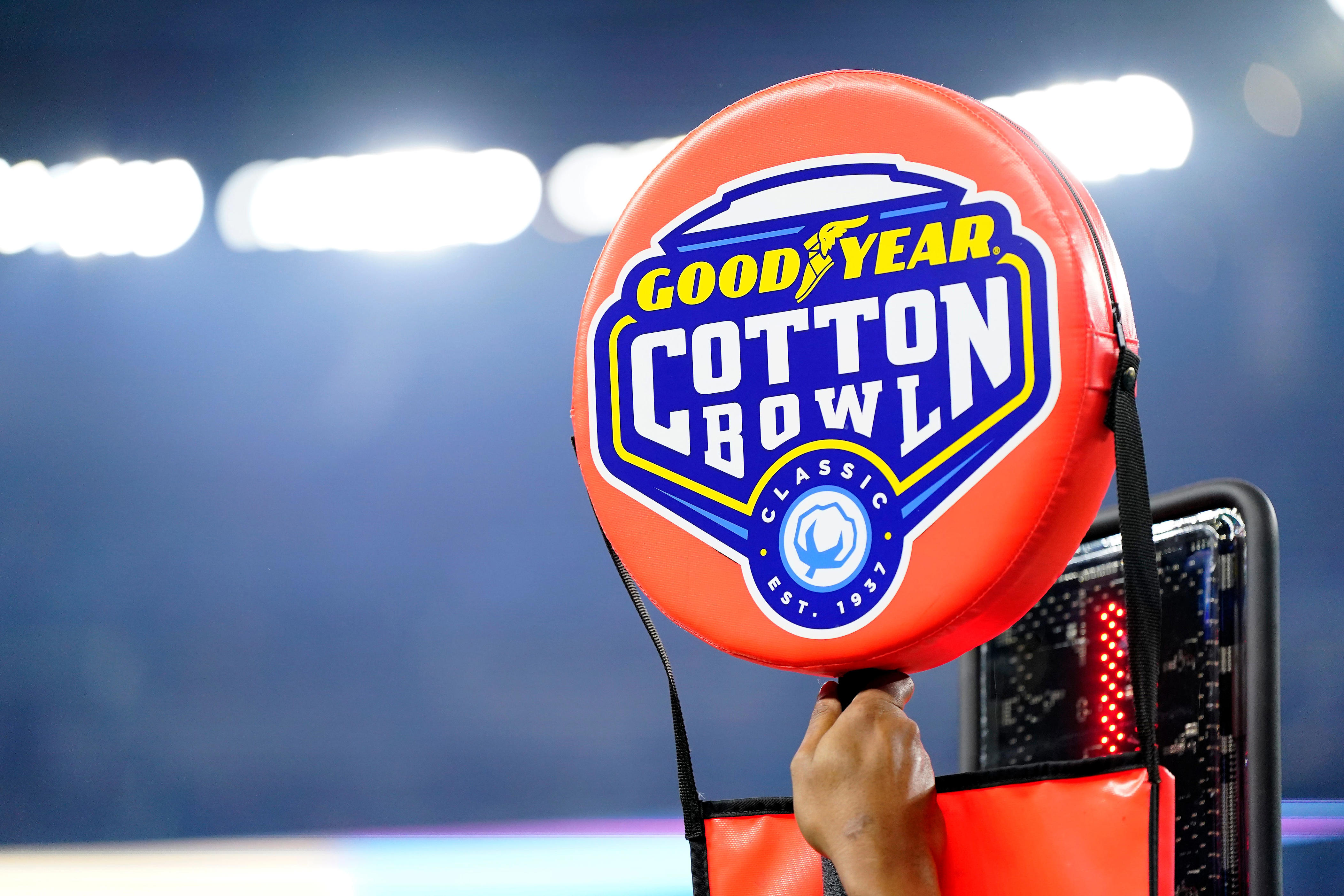 Cotton Bowl live updates: Ohio State vs Miami start time, CFP picks