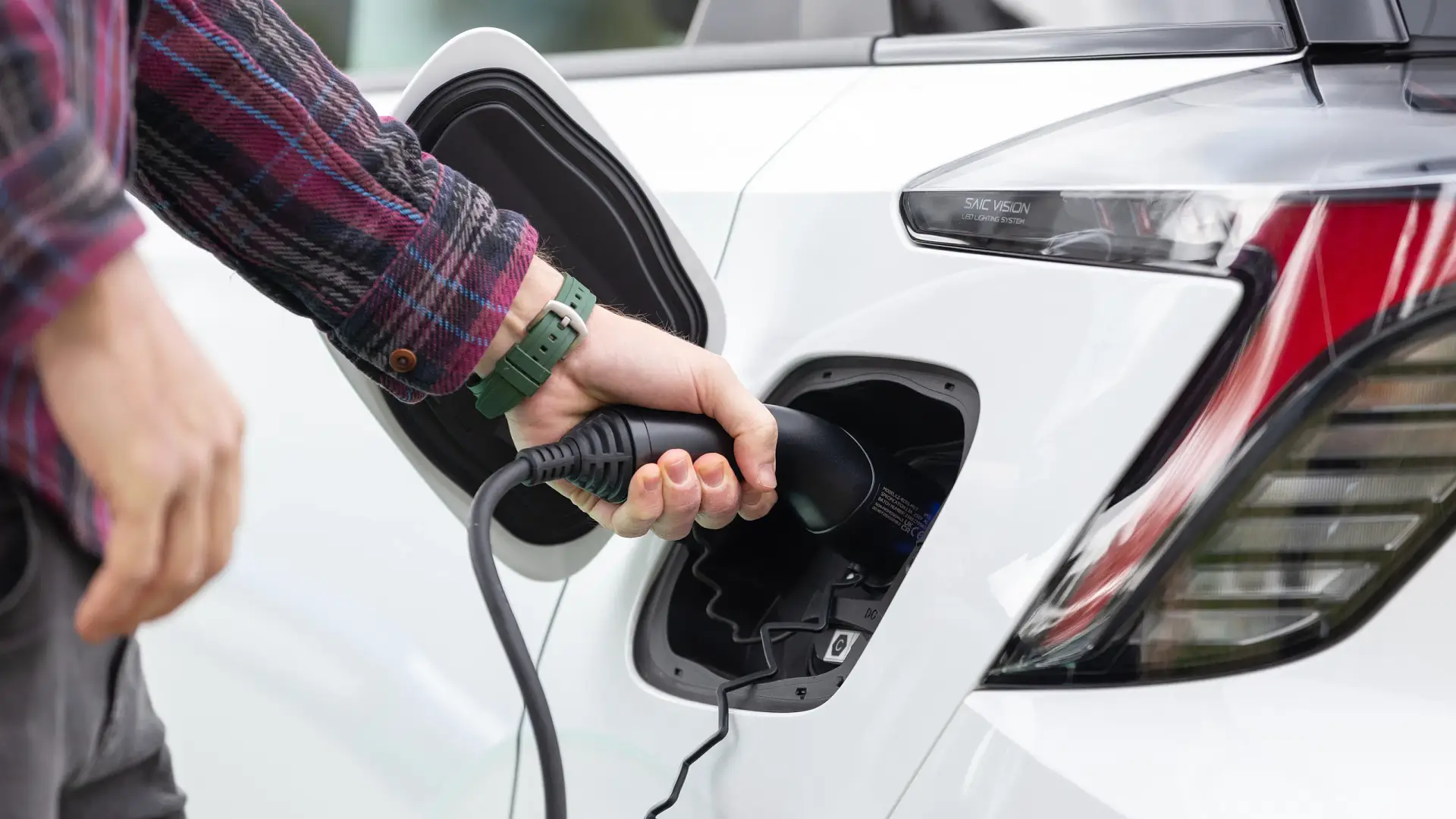 Electric and plug-in hybrid owners lose registration discount in ...
