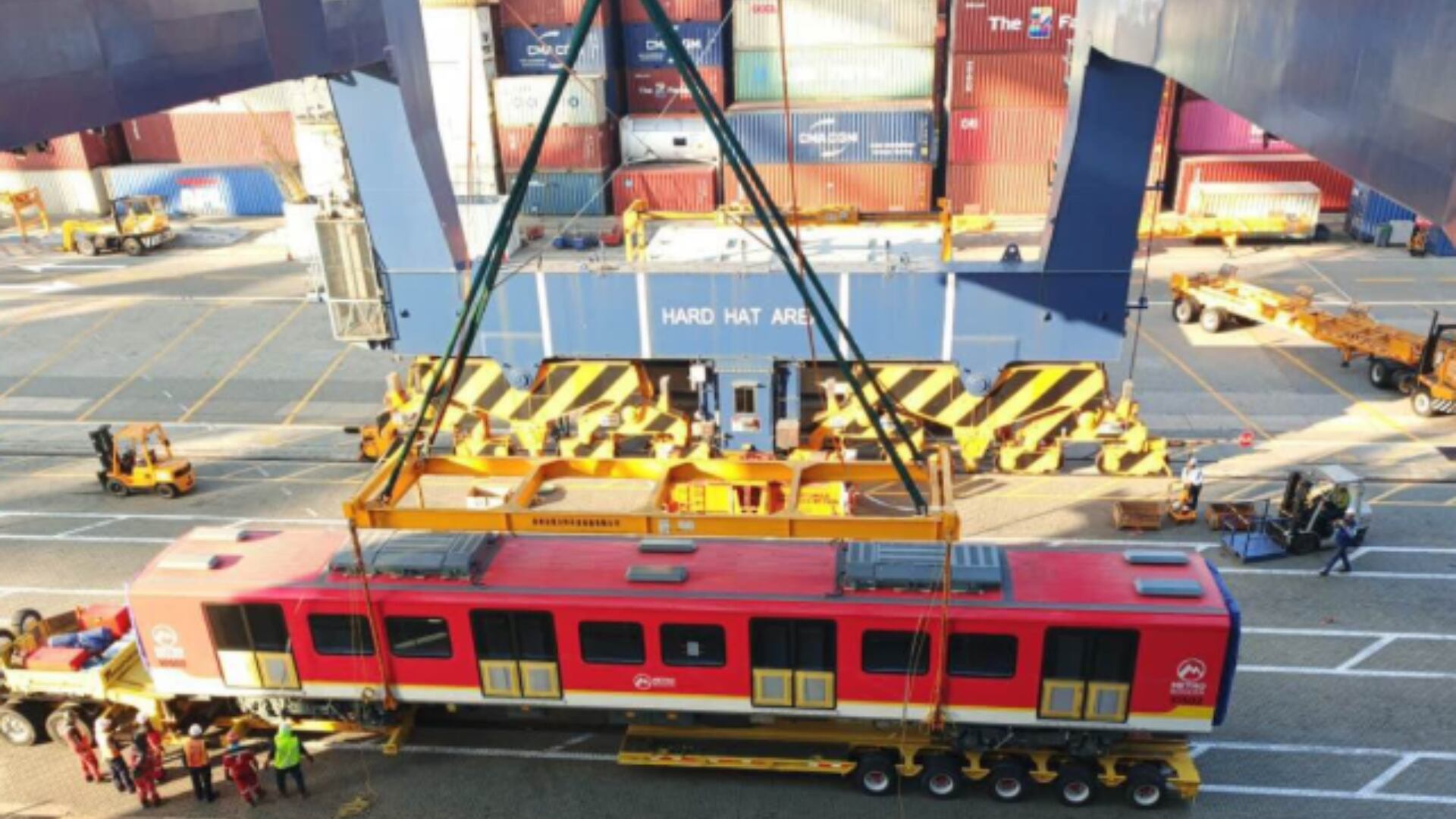 Llegó a Colombia el cuarto tren de la primera línea del Metro de Bogotá
