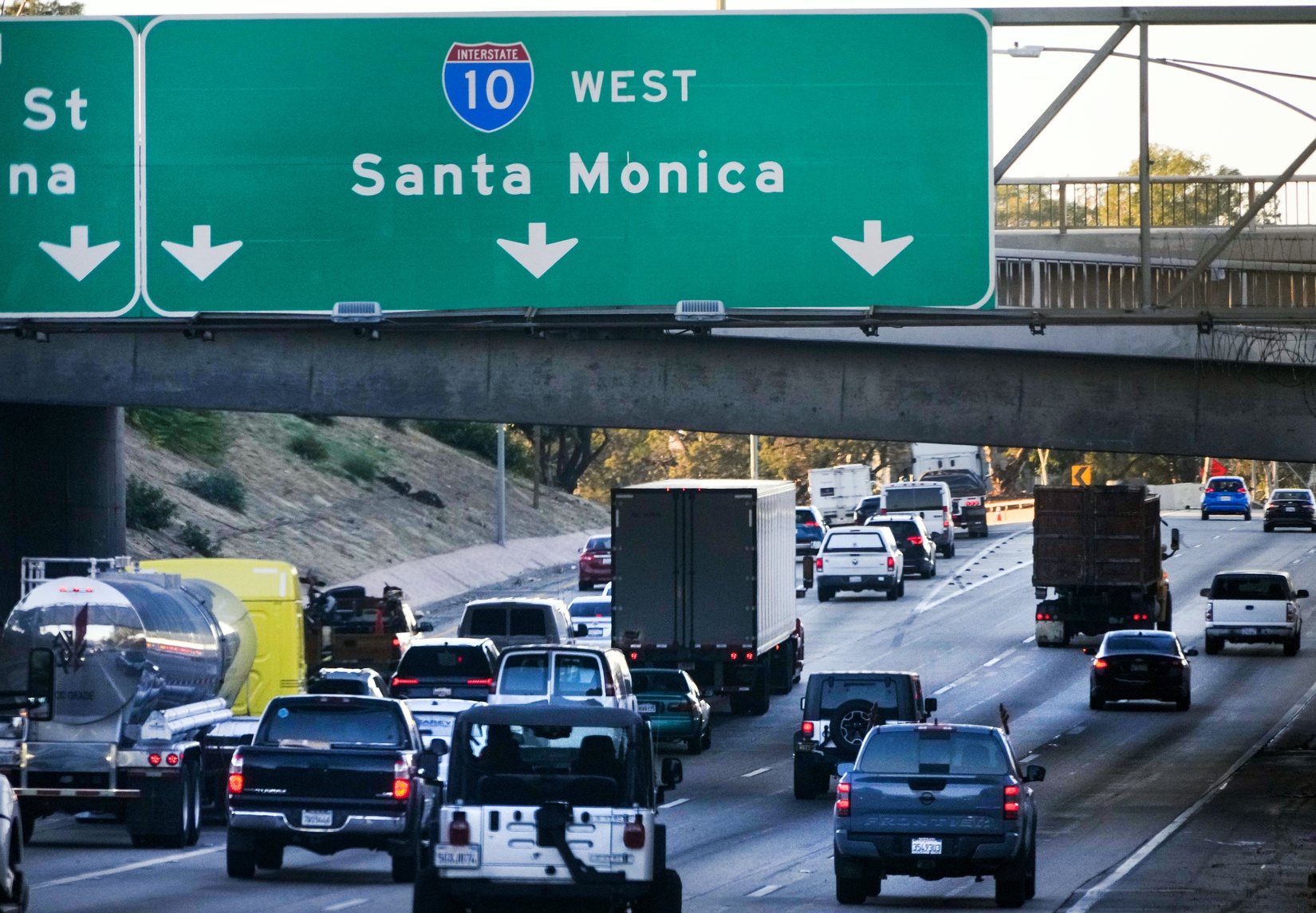 ICE tactics criticized amid California fatality