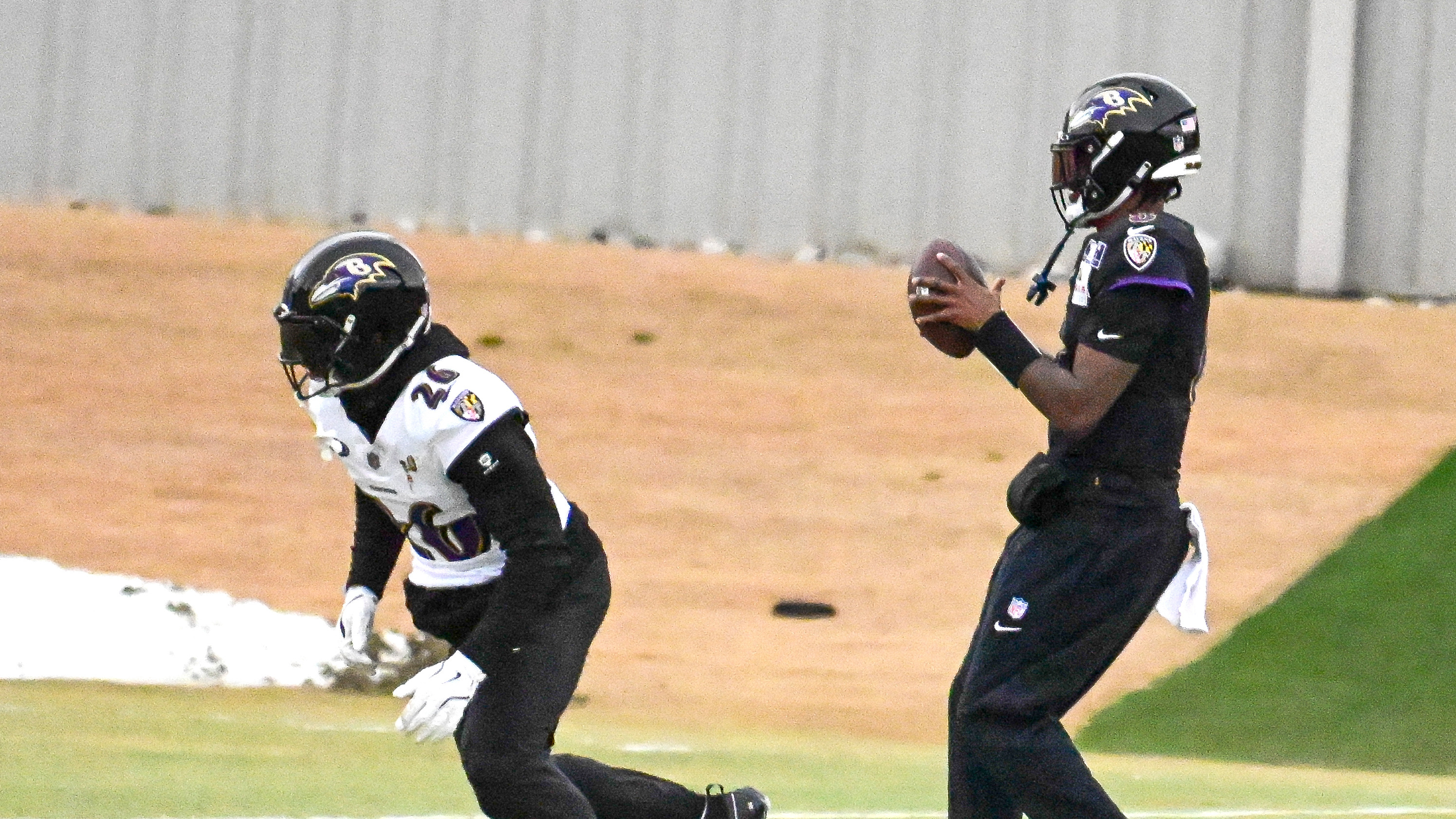 Ravens QB Lamar Jackson returns to practice ahead of Steelers game ...