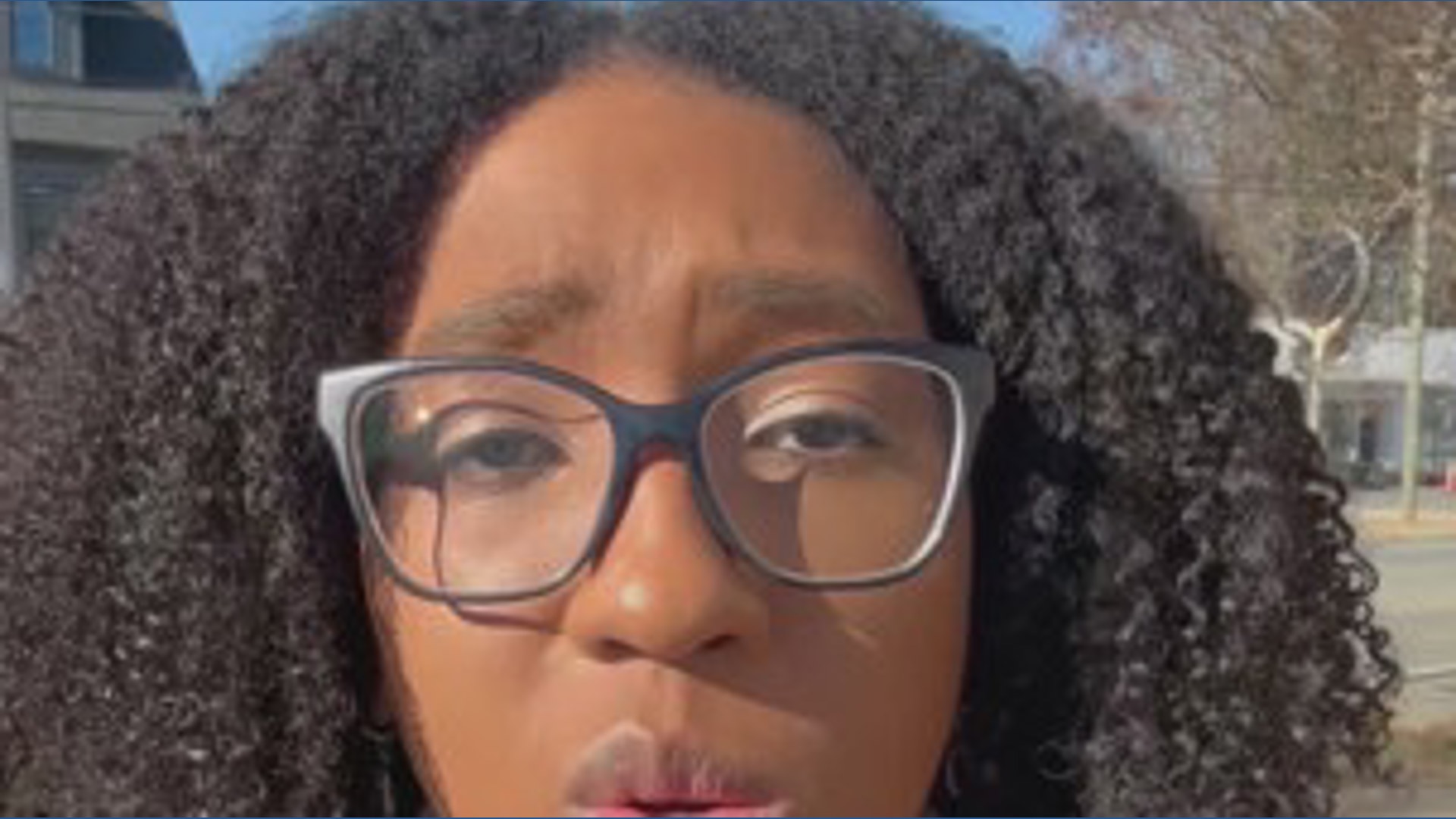 Man found dead after shooting outside west Charlotte restaurant