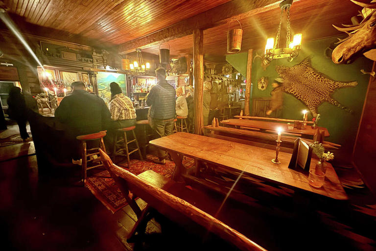 Tiny pizza kitchen hides big surprise in Catskills bar