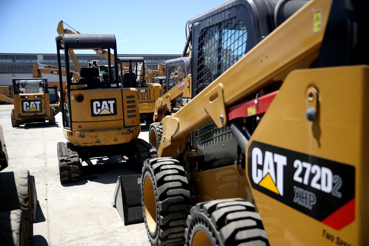 Caterpillar stock is an unlikely AI play as data center power demand surges