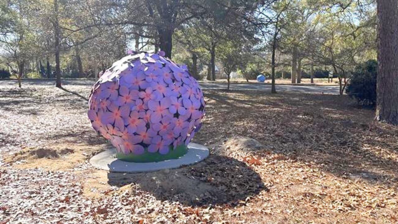 Local artists create 3 new sculptures at Pendleton King Park