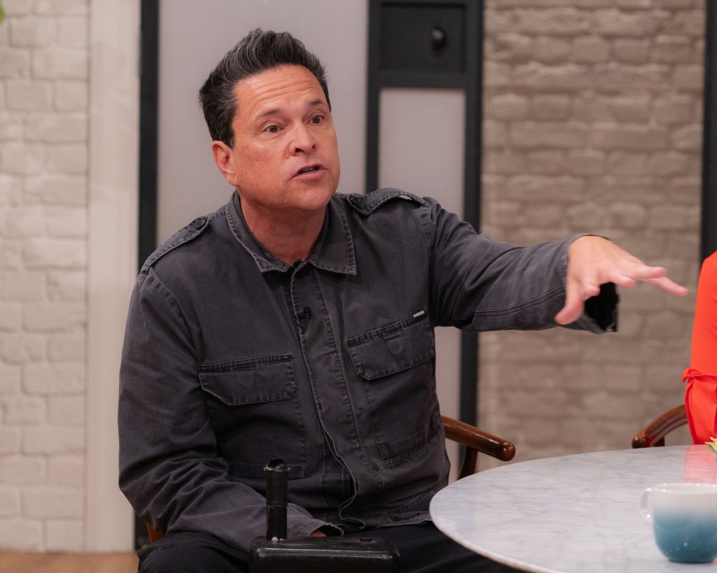 British comedian claims he was denied entry to US over Trump social ...