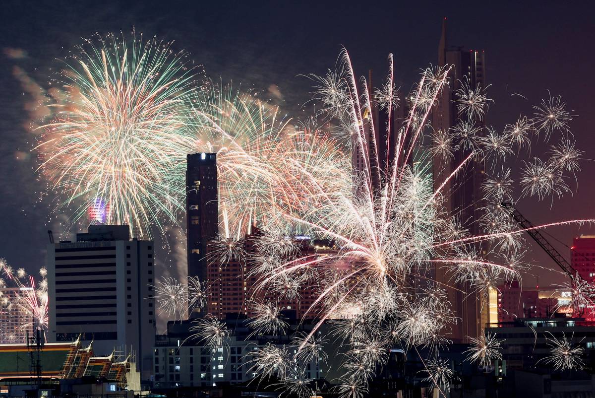 Adeus 2025, olá 2026! As passagens de ano pelo mundo