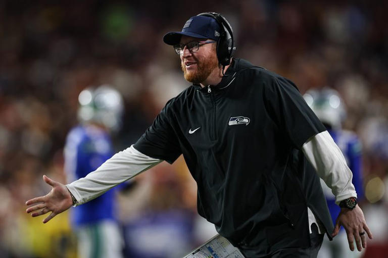 10 NFL head coaching candidates ahead of Black Monday including 29-year ...