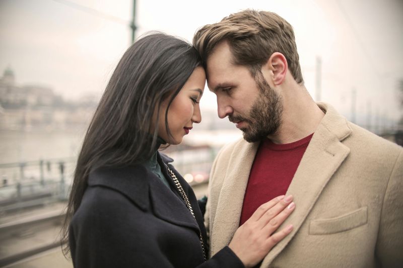 10 dating warning signs many newly divorced people overlook