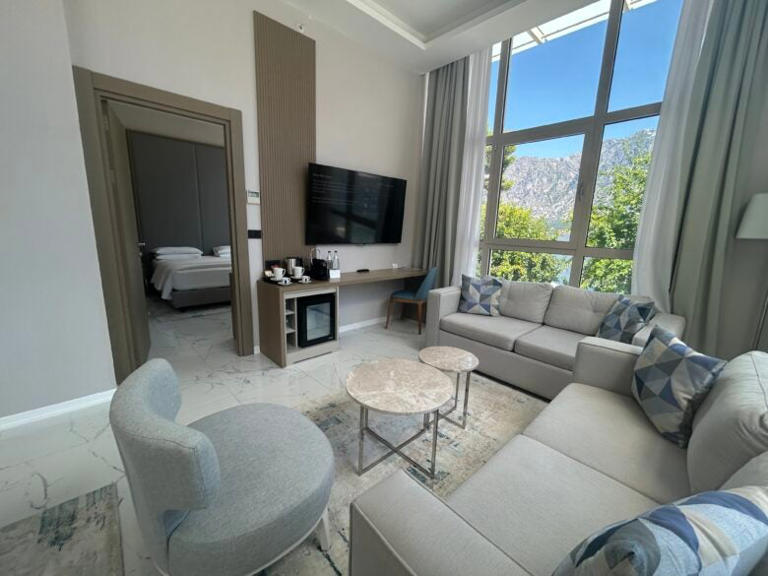 Chasing elite status: The Upgraded Points team’s end of year 2025 update