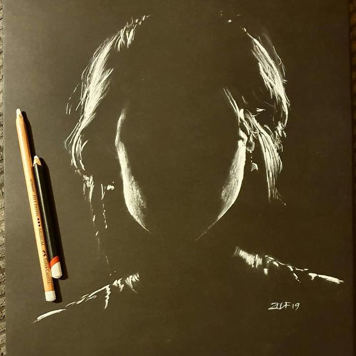 Artist draws beautiful portraits of women and they look like they’re ...