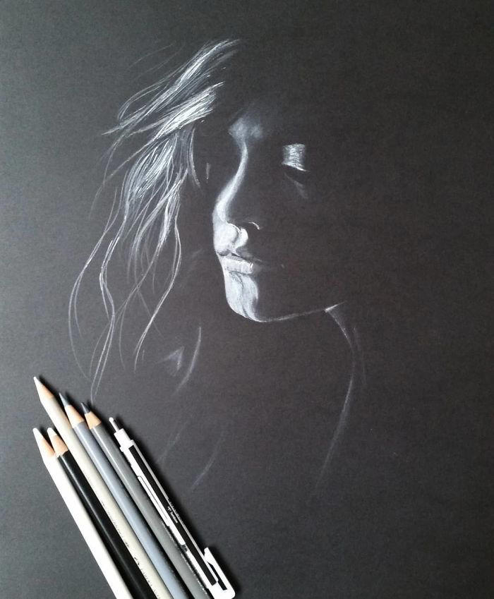 Artist draws beautiful portraits of women and they look like they’re ...
