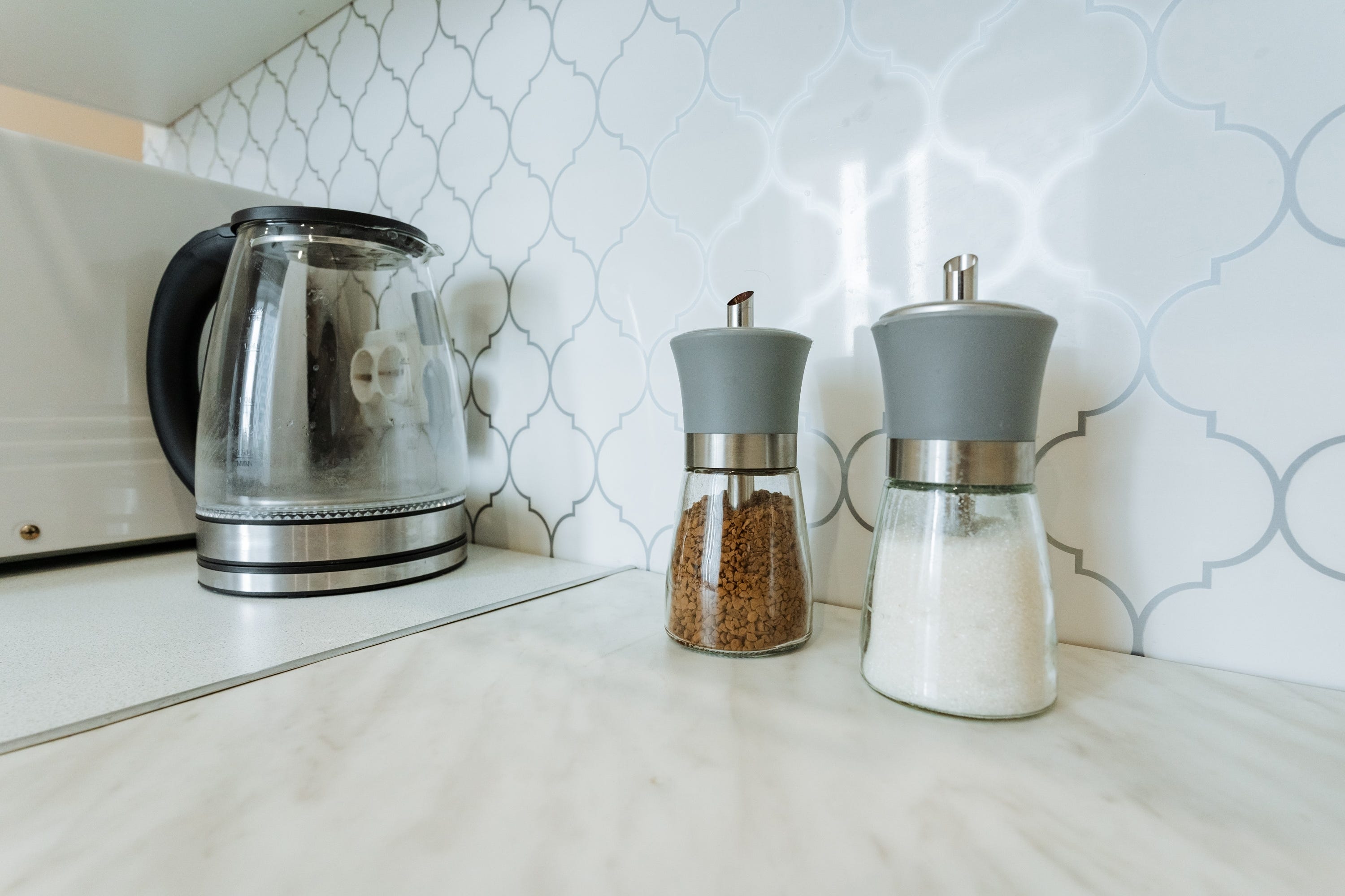 I'm an interior designer who works with wealthy clients. Here are 10 ...