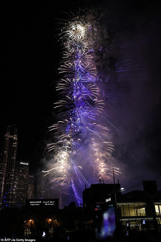 The NYE countdown begins: Britain prepares to welcome in 2026 as tens ...