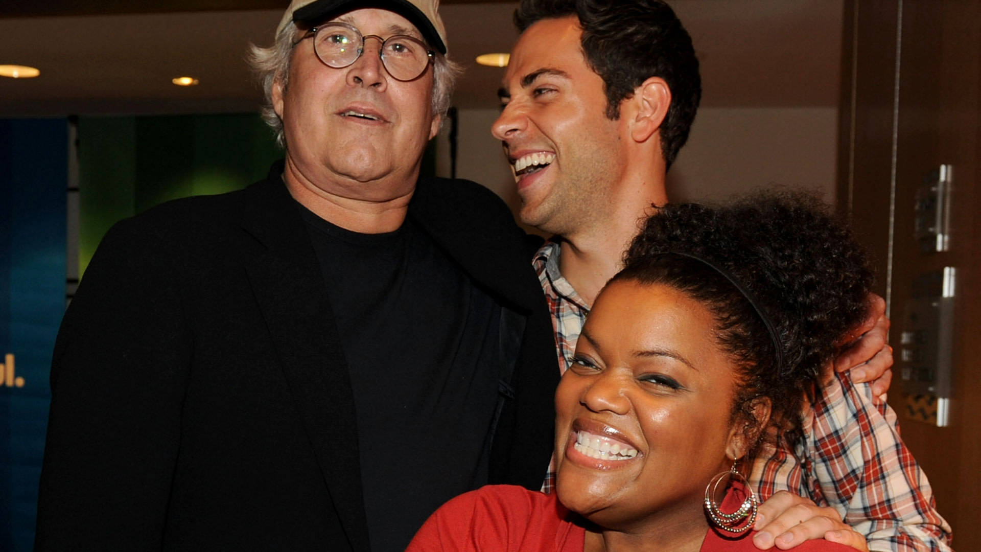 Yvette Nicole Brown seemingly addresses Chevy Chase controversy: "Keep ...