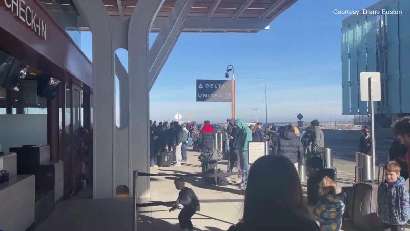 Kansas City International Airport on lockdown, FBI assisting in ...