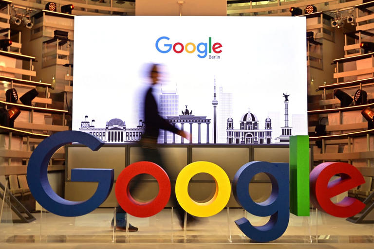 Alphabet stock can rise another 22%, analyst says. The optimism keeps ...