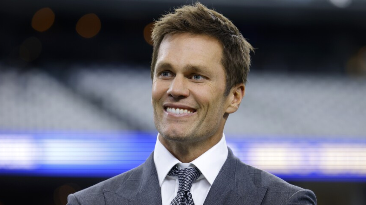 Tom Brady becomes the highest-paid broadcaster ever as Fox Sports deal ...