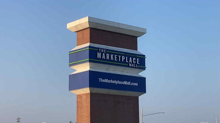 Last day for interior stores at the Marketplace Mall