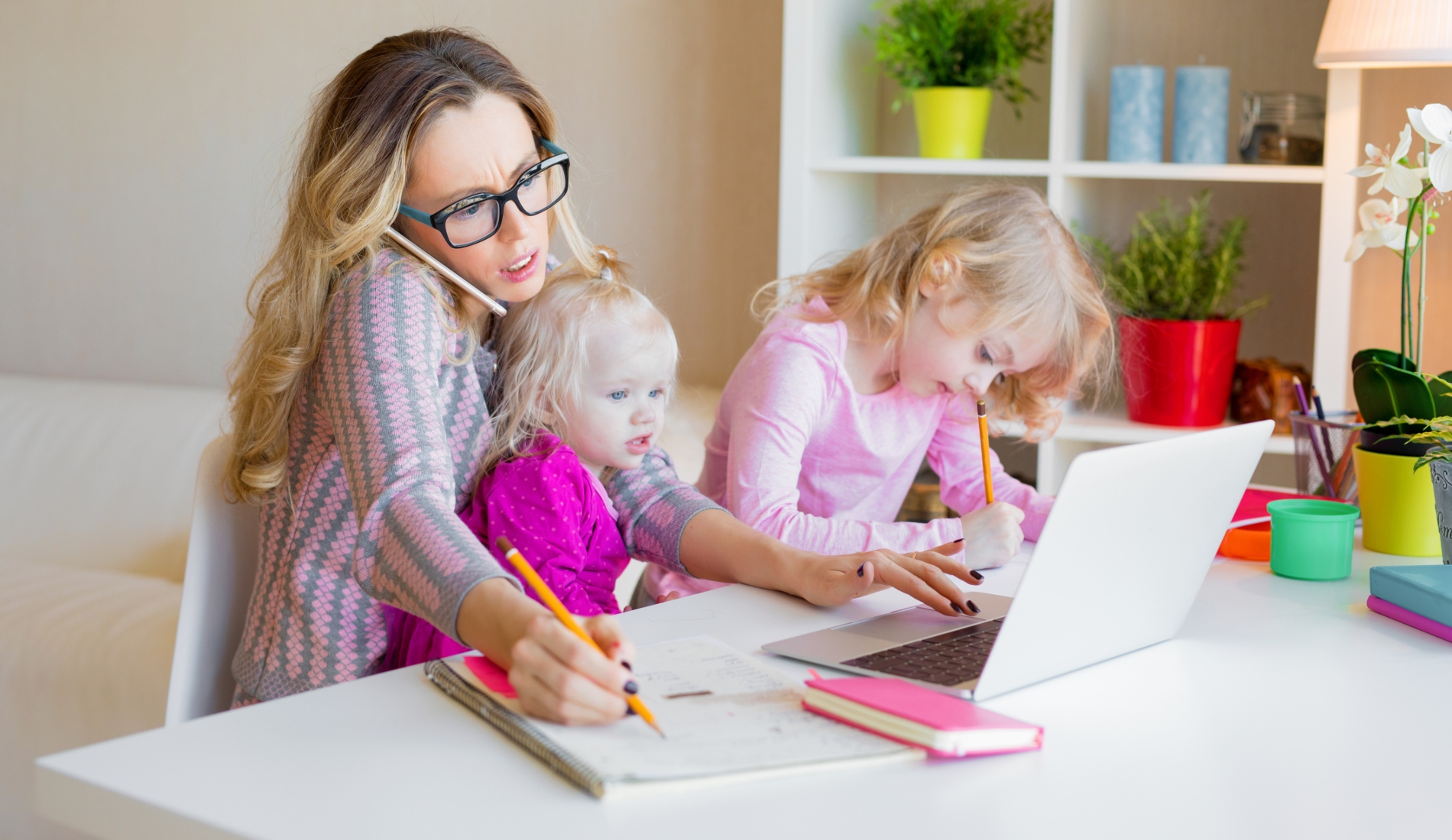 Financially vulnerable SAHM says husband 'cut her off' amid divorce