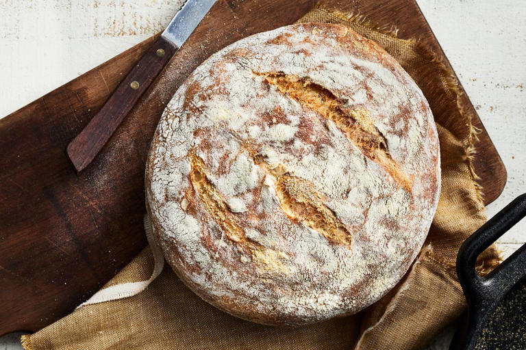 How to keep bread fresh, according to a baker