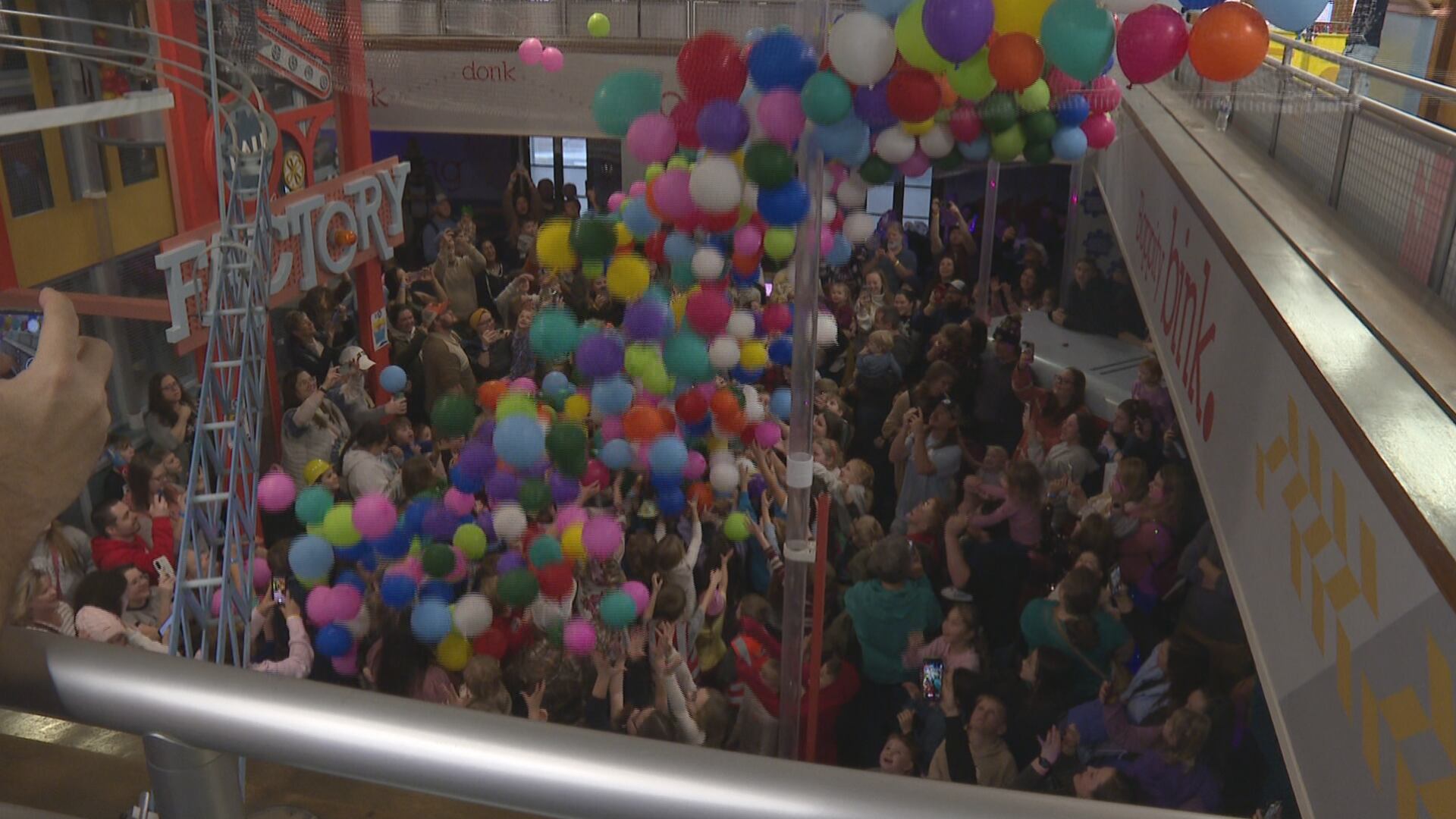 Discovery World on Market holds 'NOON Year’s Eve' celebration