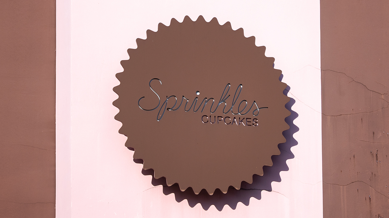 Sprinkles Cupcakes permanently closing all stores after 20 years in ...