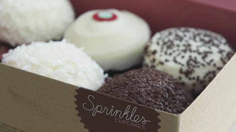 Sprinkles Cupcakes permanently closing all stores after 20 years in ...