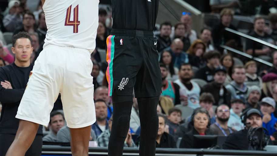 'Handle the dynamics': Victor Wembanyama, Spurs still chasing 'little ...