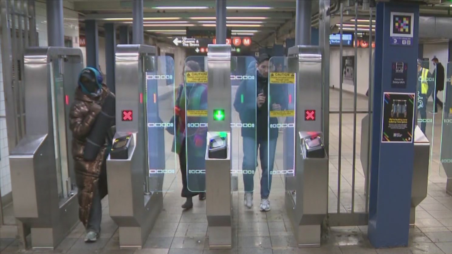 MTA reviewing new subway gates after injury reports