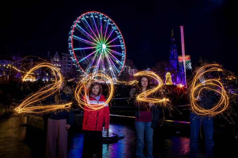 Edinburgh New Year celebrations: Thousands from across the globe watch ...