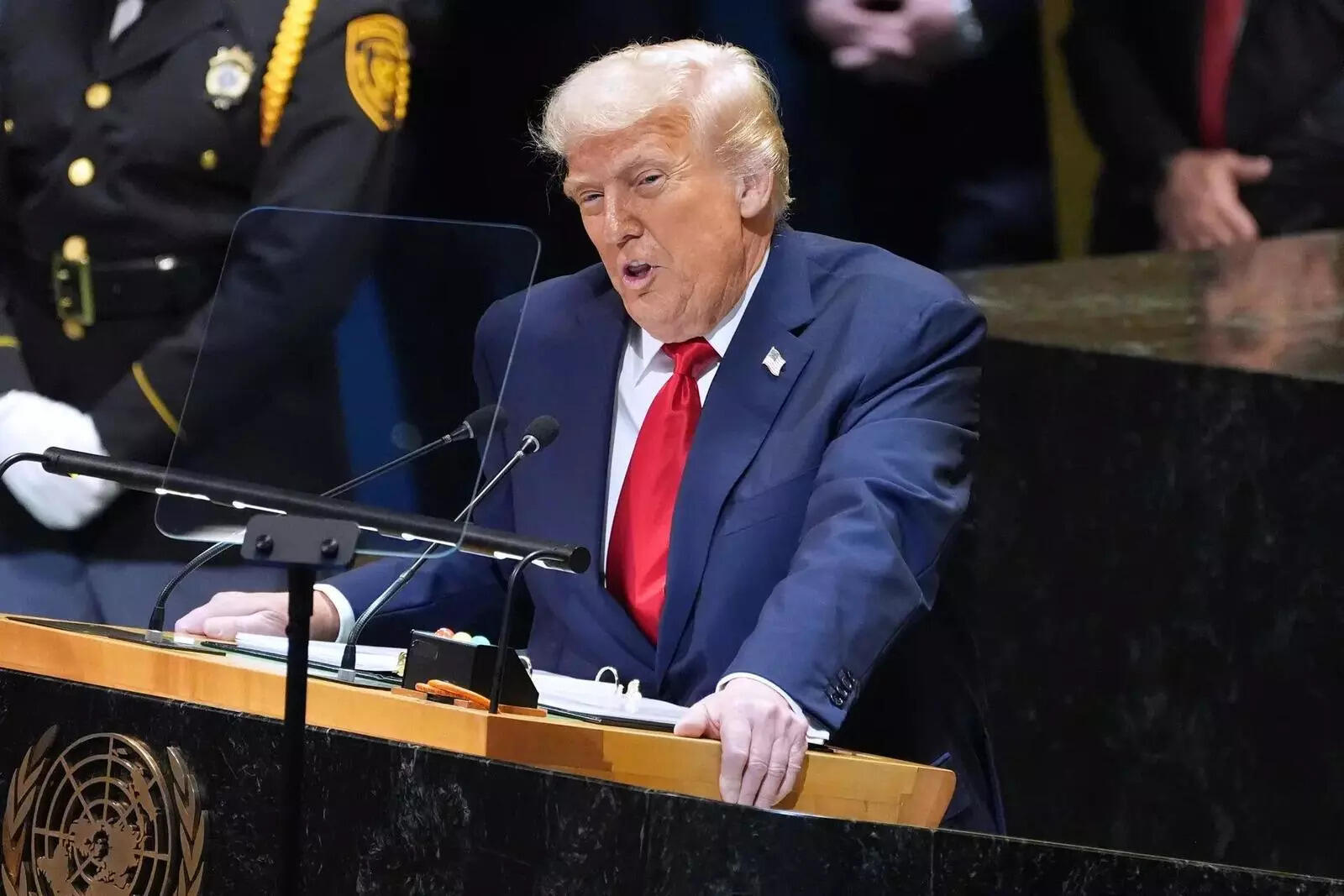 Trump pulls National Guard troops from Chicago, LA and Portland after ...