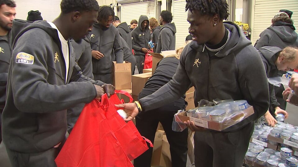 'Core values': Players give back to kids in need ahead of Duke’s Mayo Bowl
