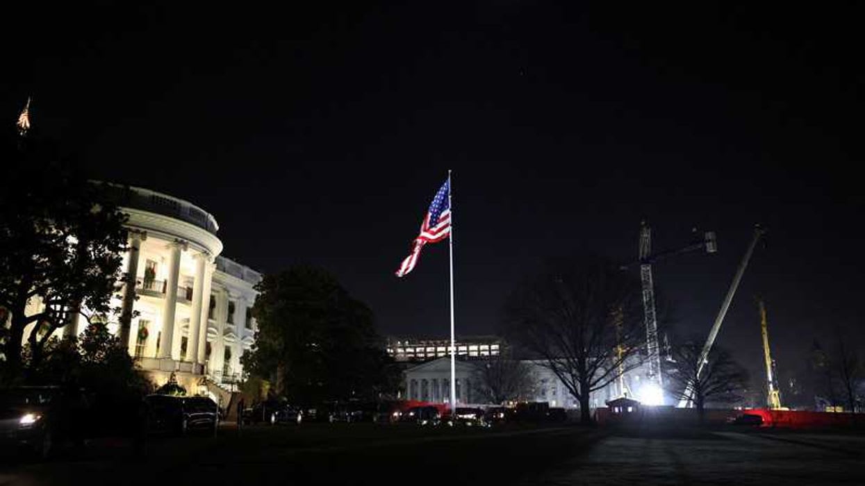 White House seeks to fast-track Trump's ballroom and 'foreclose public ...