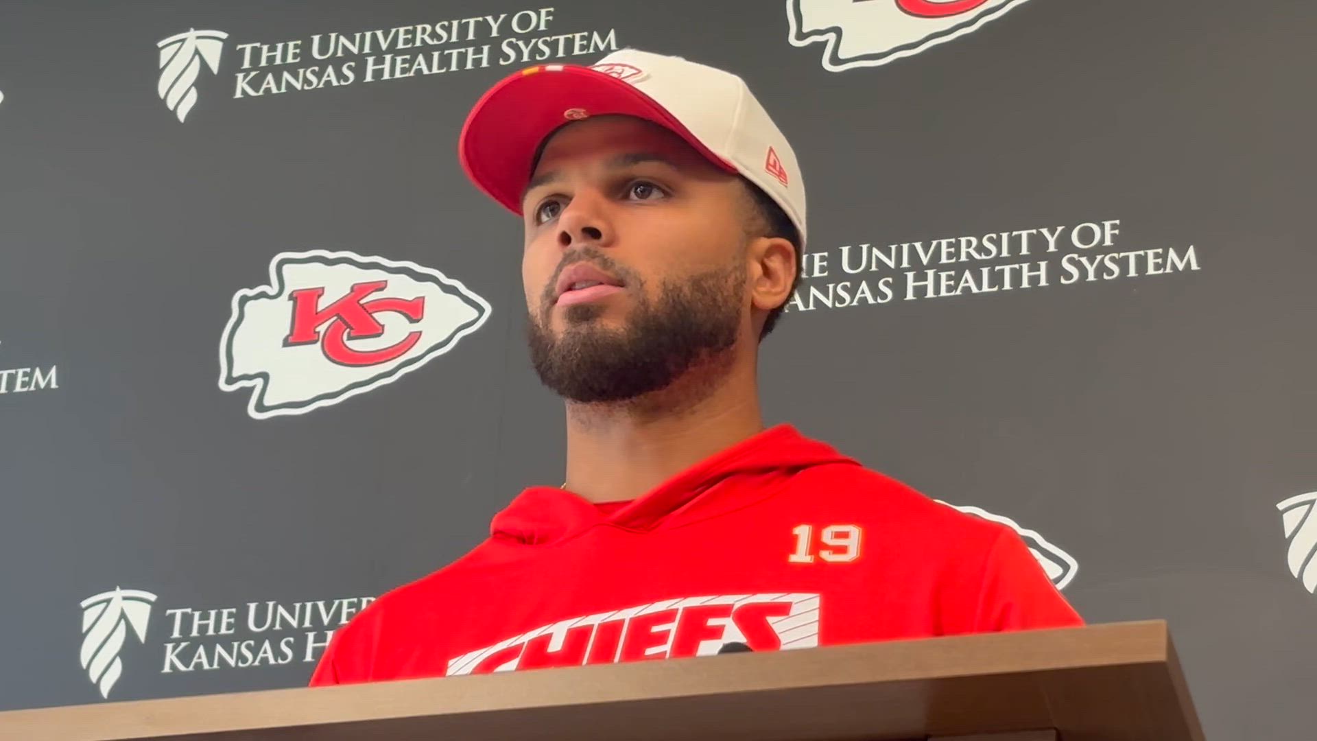 Kansas City Chiefs QB Chris Oladokun on his staff