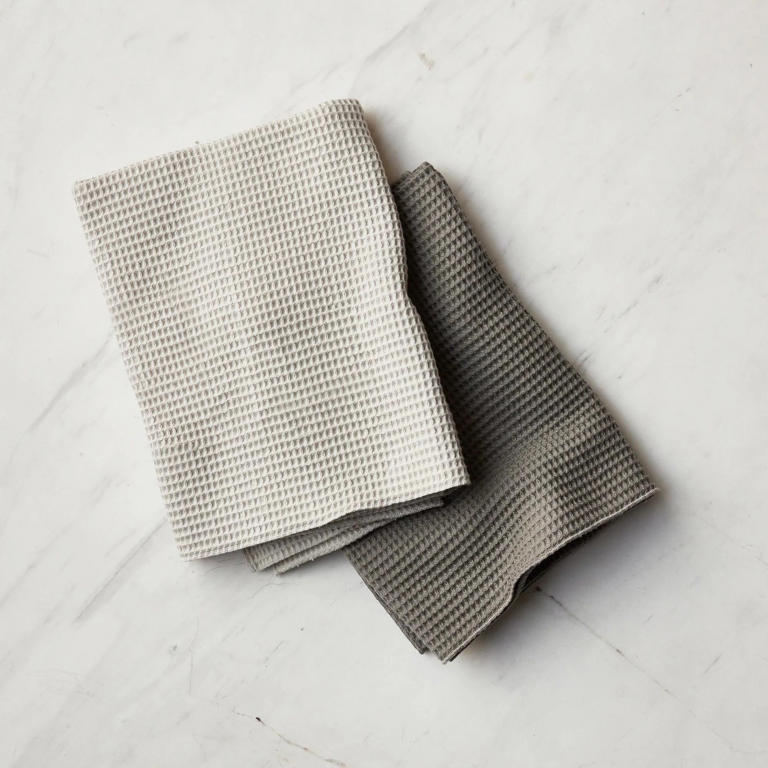 Olivia Munn’s kitchen quietly settles the neutral debate – why gray may ...