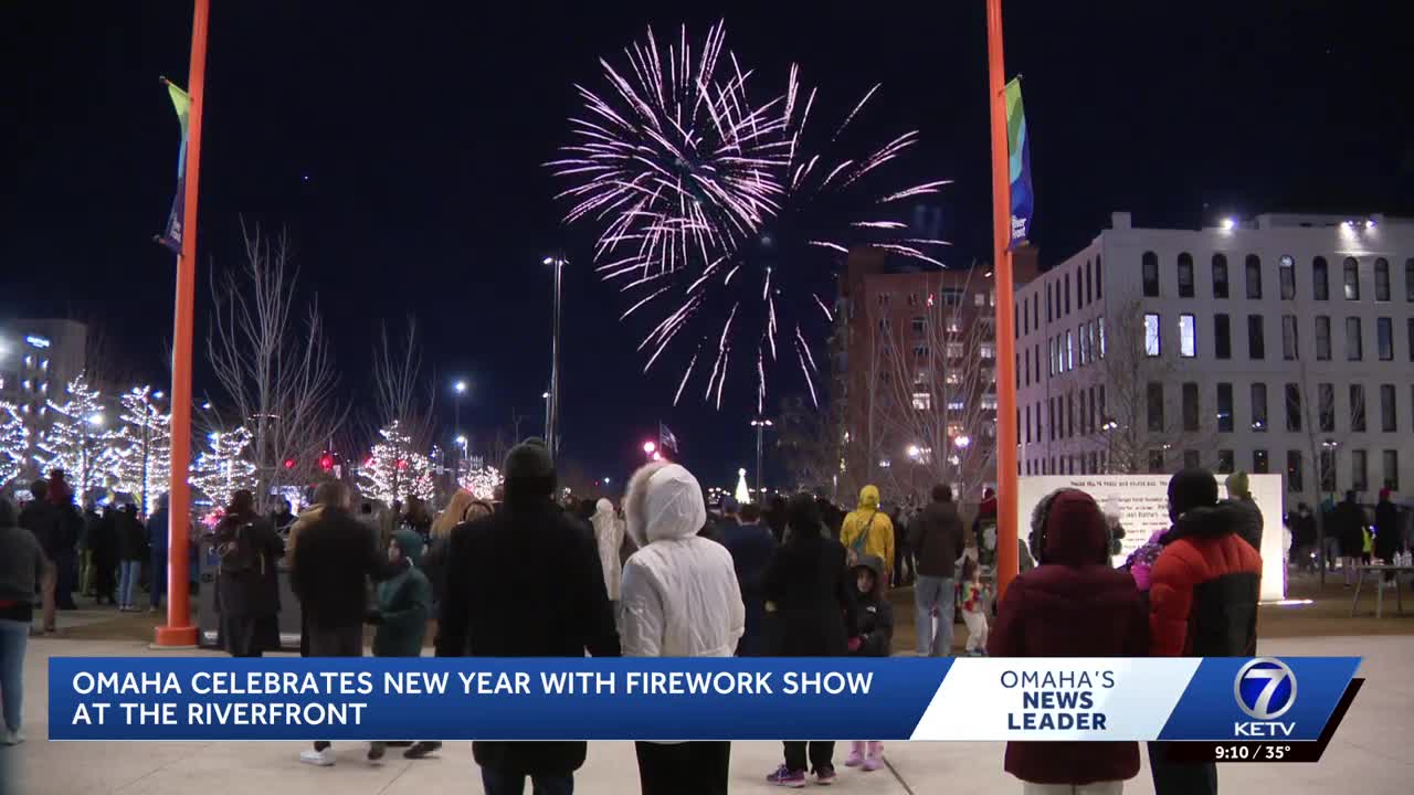 City officials say Omaha's New Year's Eve firework show was cut short ...