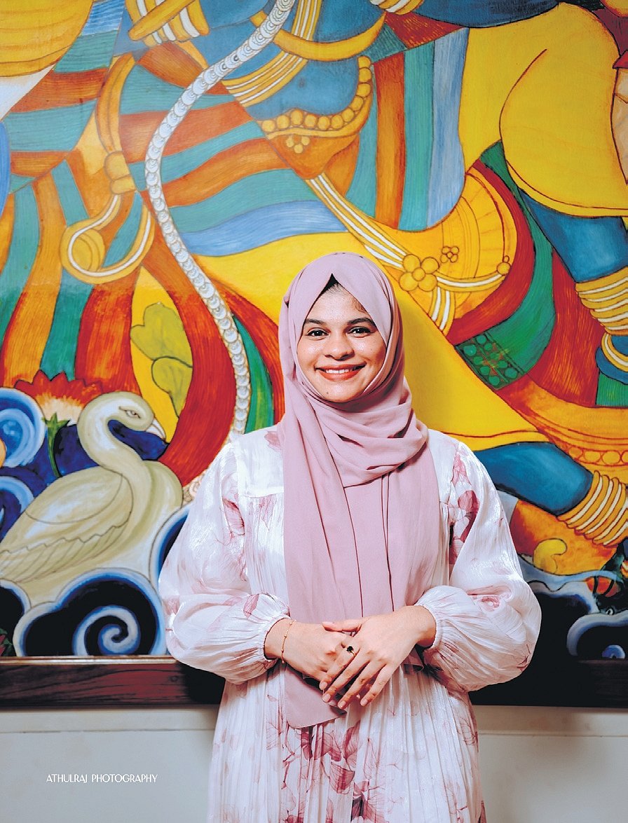Breaking barriers, Muslim woman relives Hyderali’s legacy in Kathakali ...