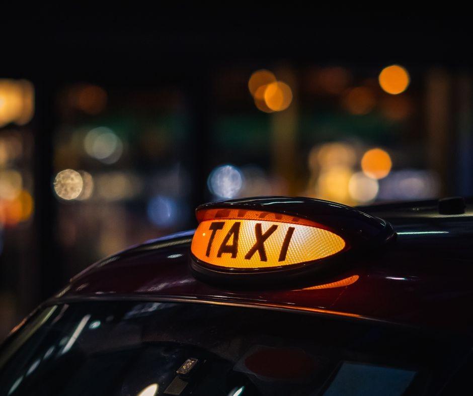 Public and council disagree with taxi drivers over MOTs in Blackburn ...