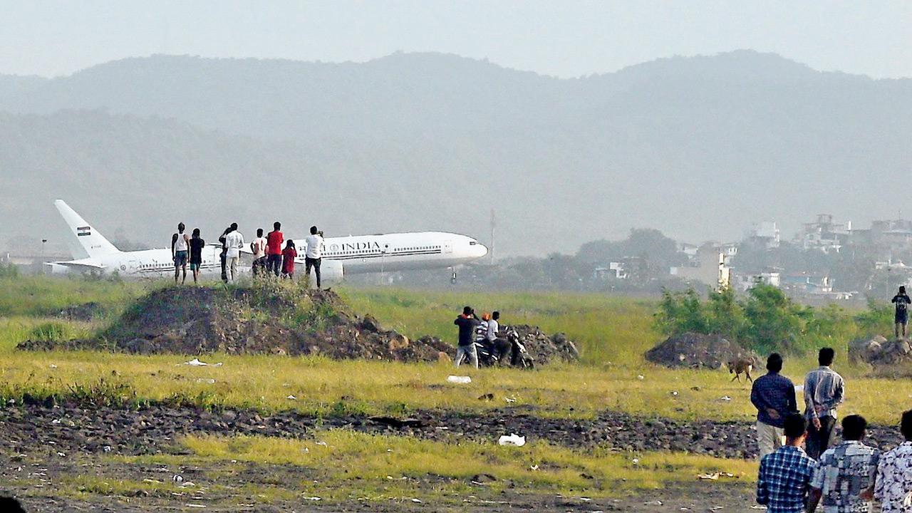CIDCO invites bids to study third runway development at NMIA