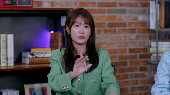 Kim Ji Min Credit Card X → Only debit cards...♥ Condition 1 for dating ...