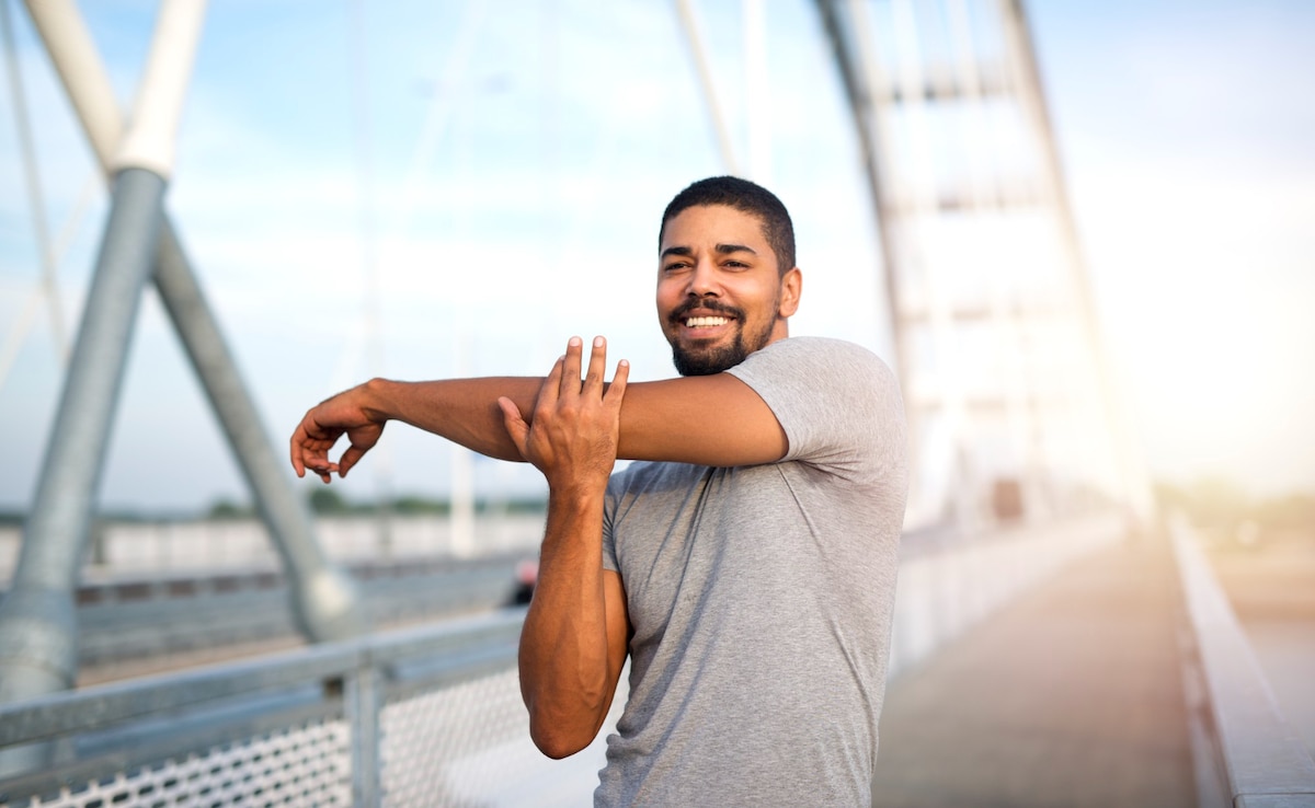 Strong bones, strong start: Orthopaedic doctors share new year habits ...