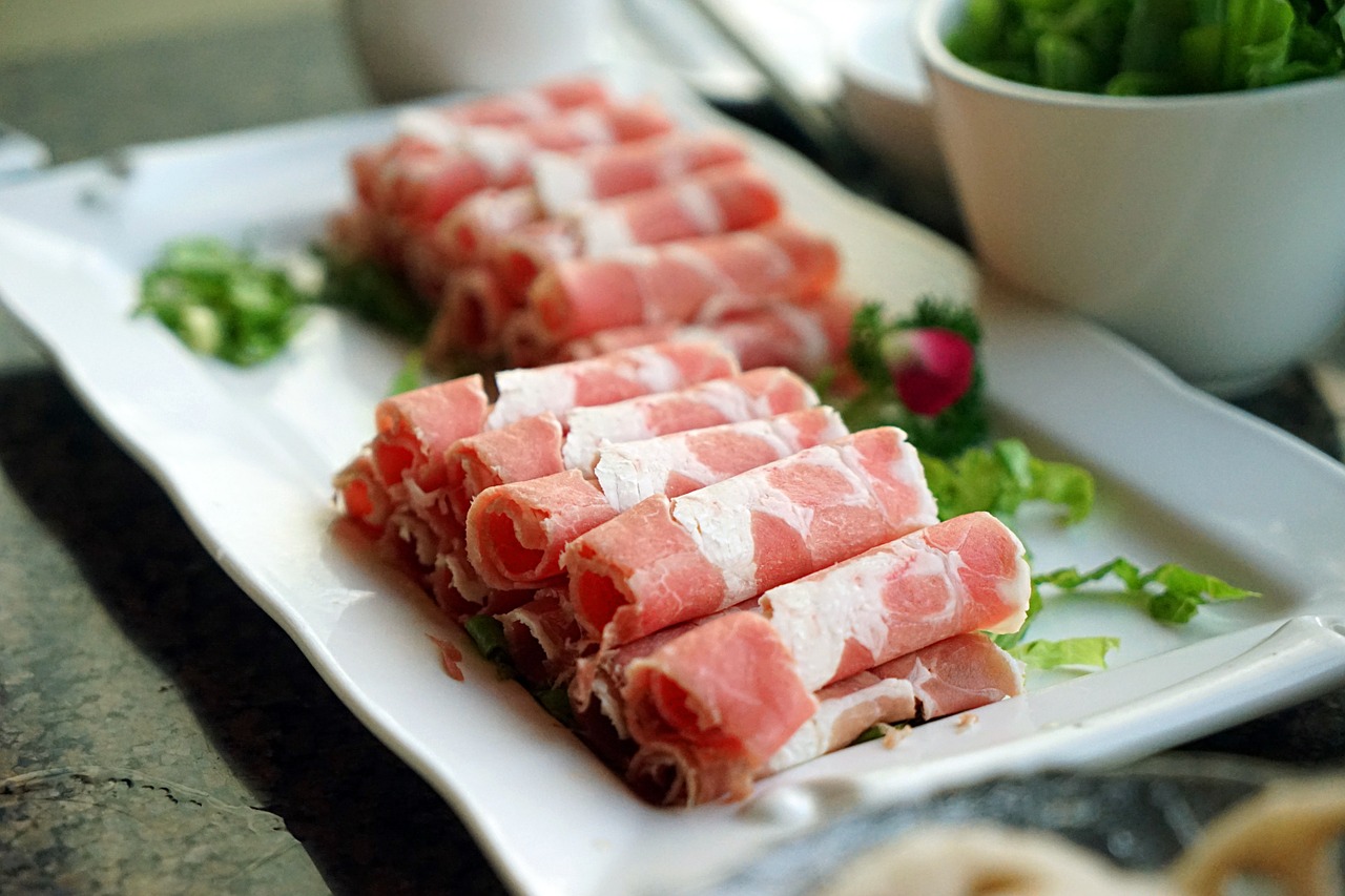 Texas Roadhouse (TXRH) is operating in a hard market, says Jim Cramer