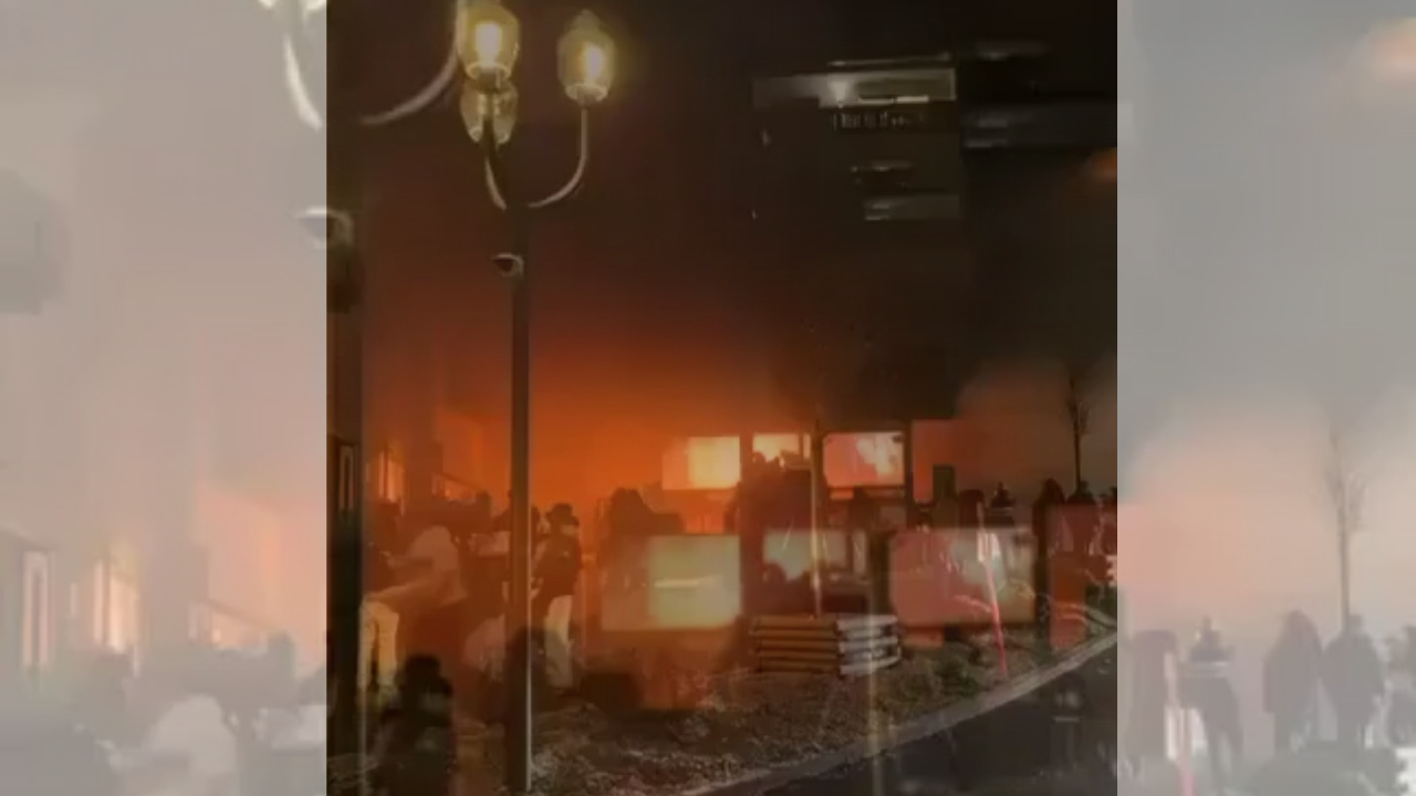 Explosion rips through a bar in luxury Swiss ski resort town of Crans ...